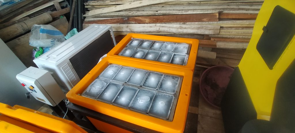 Mesin Es Balok Mini | Mesin Produksi Es Balok | Mesin Es Kantong ...